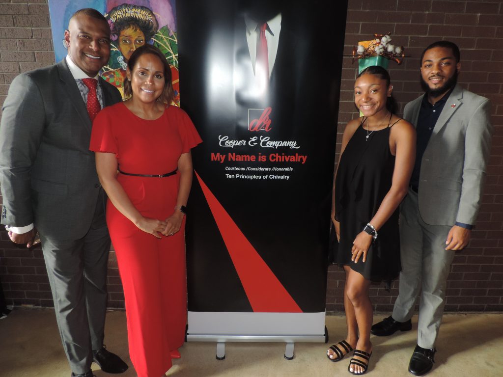 The Donnell Cooper Book Signing - DefenderNetwork.com