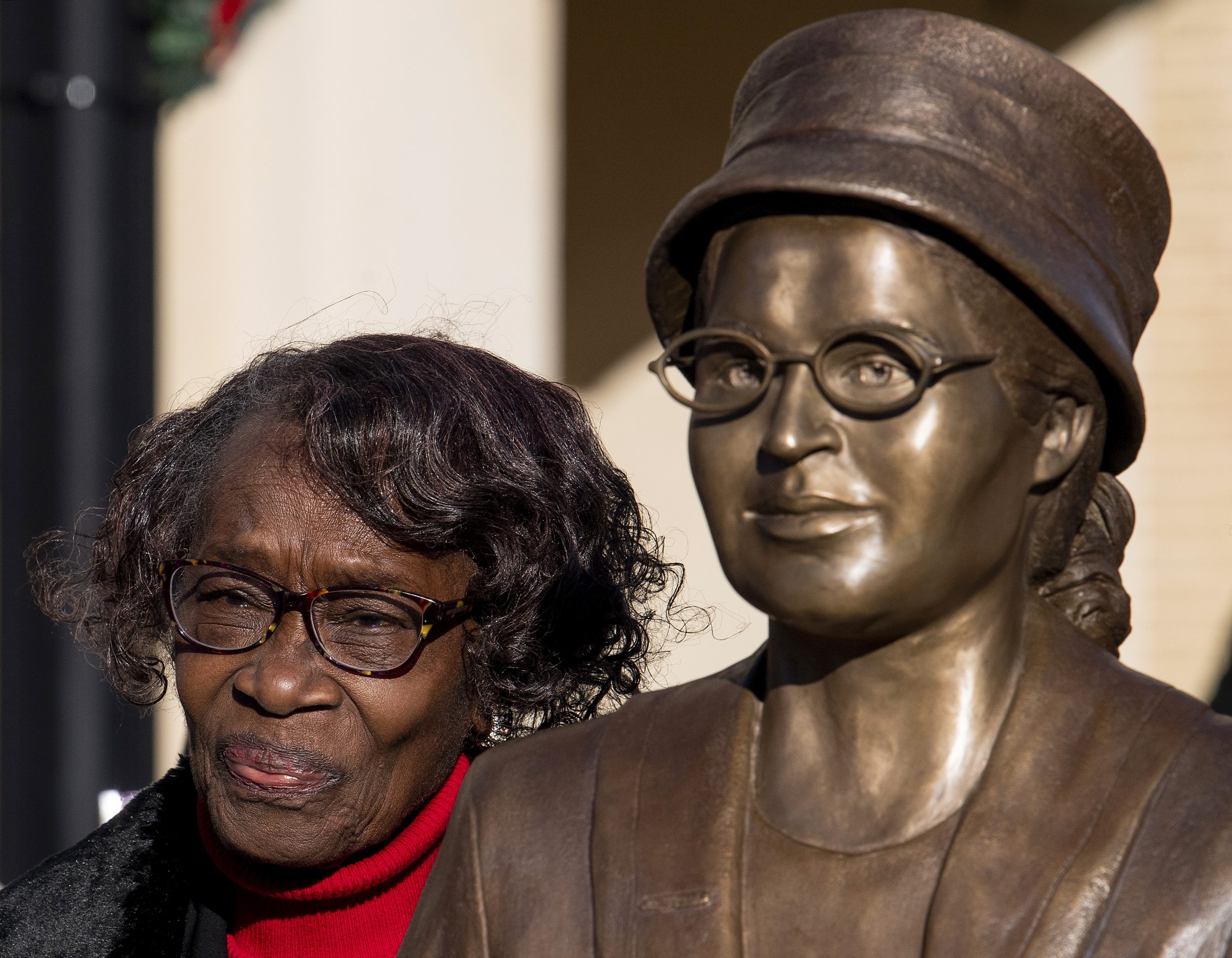 Alabama unveils Rosa Parks statue #DefenderRewind