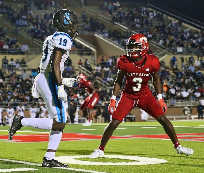 North Shore CB Denver Harris is born ready - DefenderNetwork.com