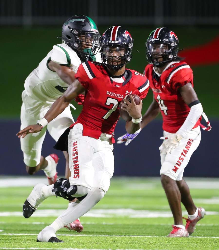 Westfield QB P.J. Hatter is On A Roll - DefenderNetwork.com