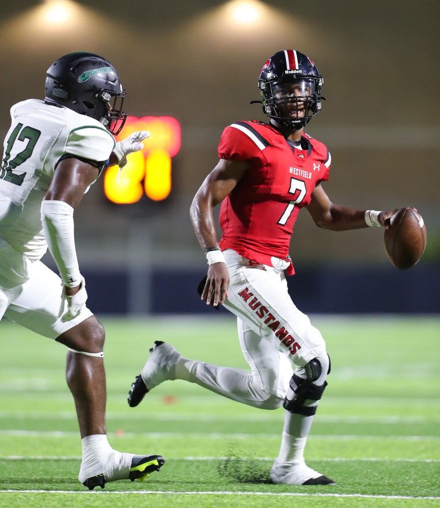 Westfield QB P.J. Hatter is On A Roll - DefenderNetwork.com