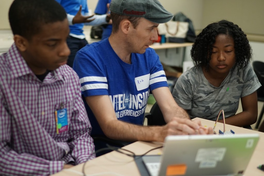 iUrban Teen, Seismique expand STEAM programs to Houston