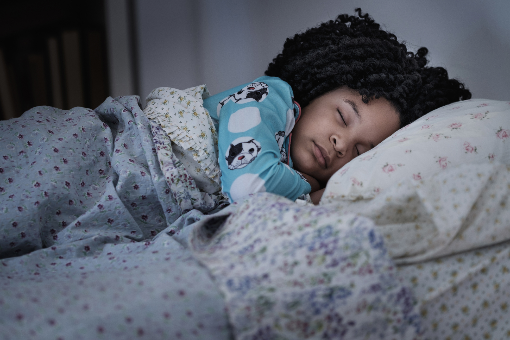 How to instill good sleep habits in your child