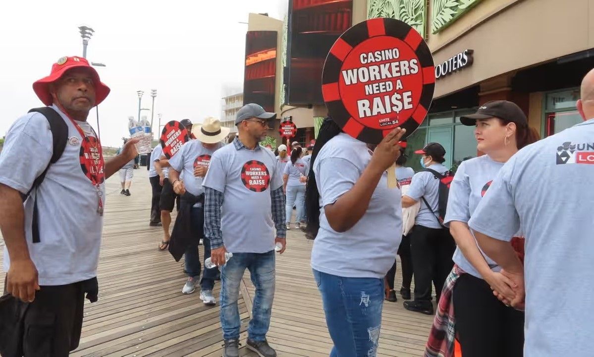 Blacks lead resurgent national fight for labor rights