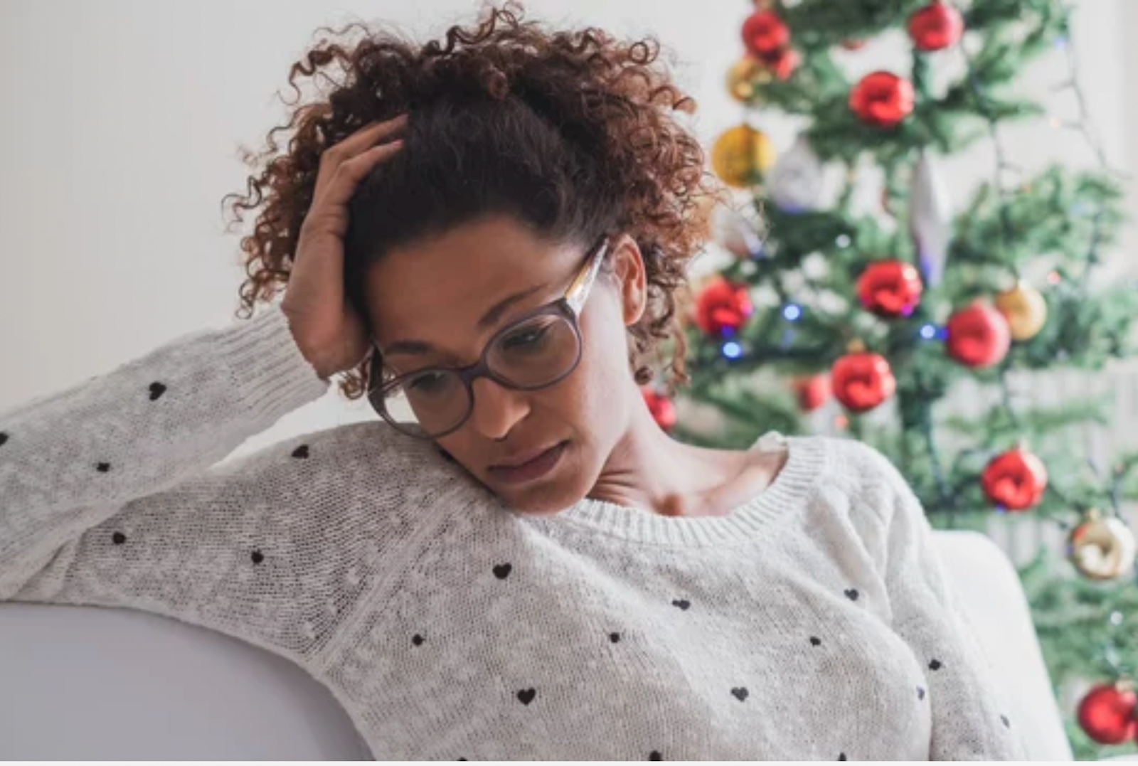 Guide to survive singleness during the holidays