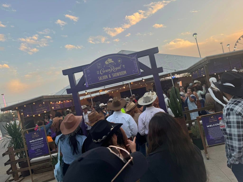 Thousands turn out for Rodeo Black Heritage Day, 50 Cent