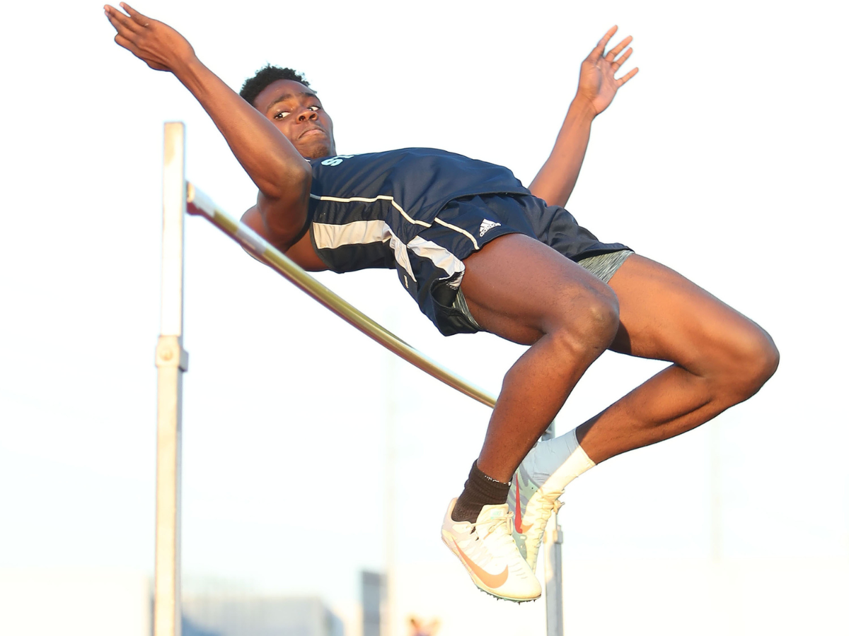 High jumper Benjamin Nwitua overcomes hurdles at regionals