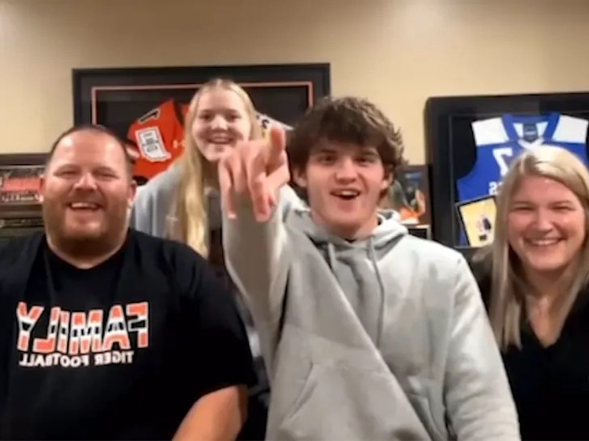 EMU football recruit's name sparks pronunciation concerns