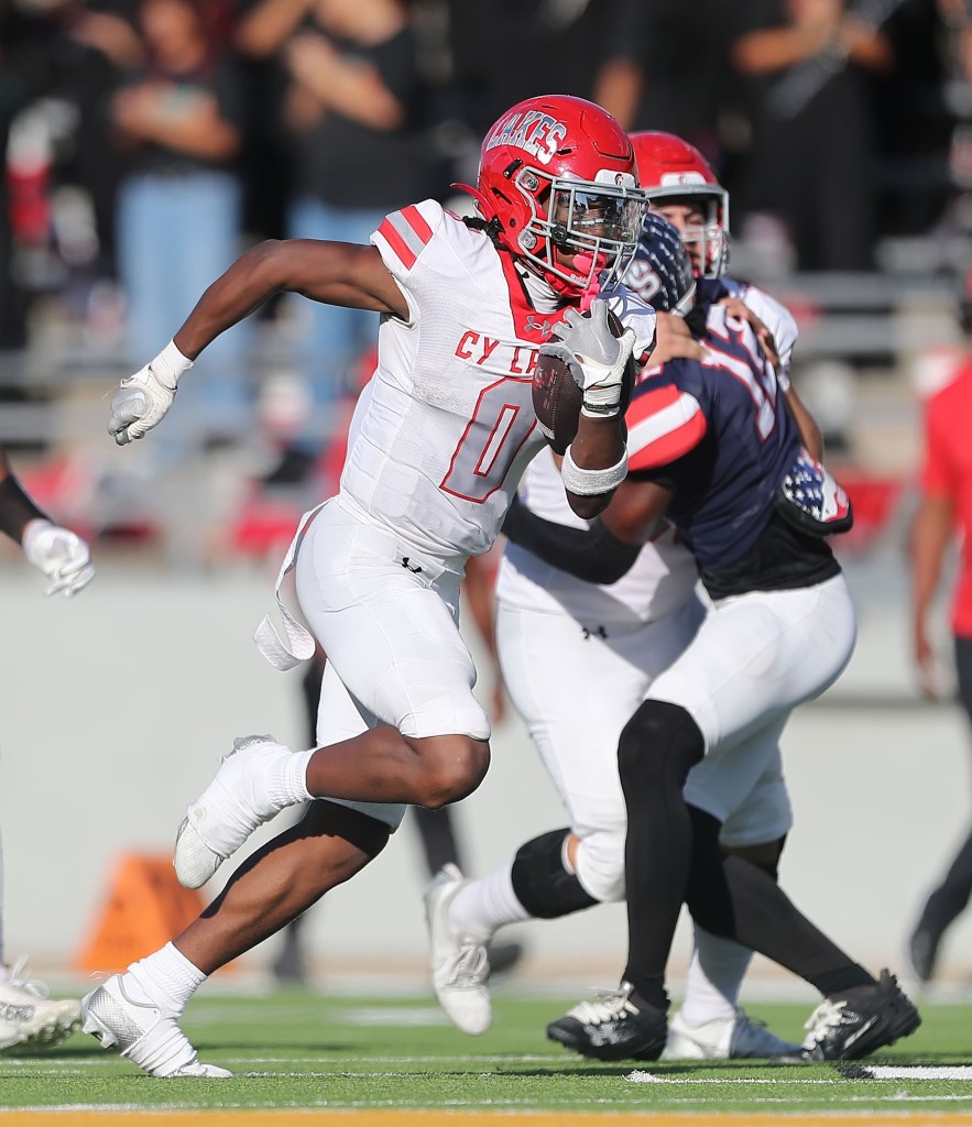 Cypress Lakes' Landon Bridges: A star running back's journey ...