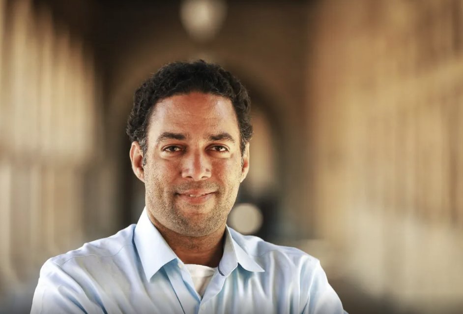 Stanford professor teaches Black history in Cleveland coffee shop ...