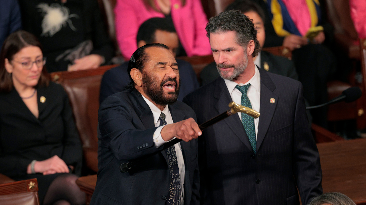 Al Green censured for protesting during Trump's Joint Address ...