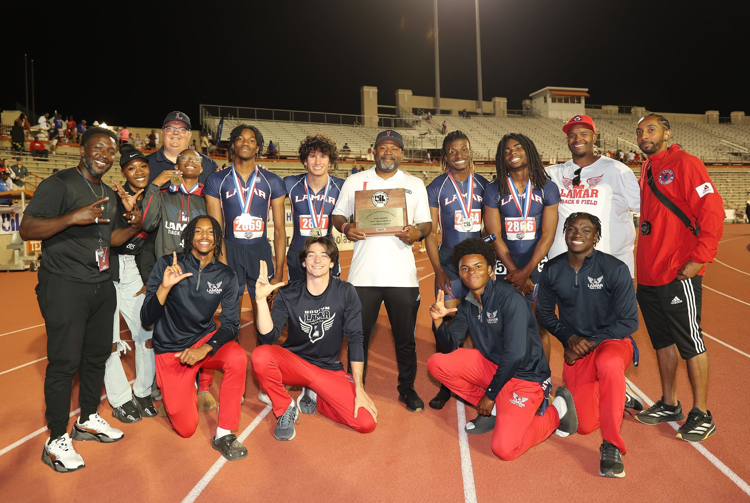 Lamar boys' track team claims 6A state championship - DefenderNetwork.com
